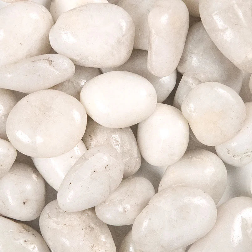 White Pebbles 2-3cm 40lb Bag Polished Stone Paver — Solidshape